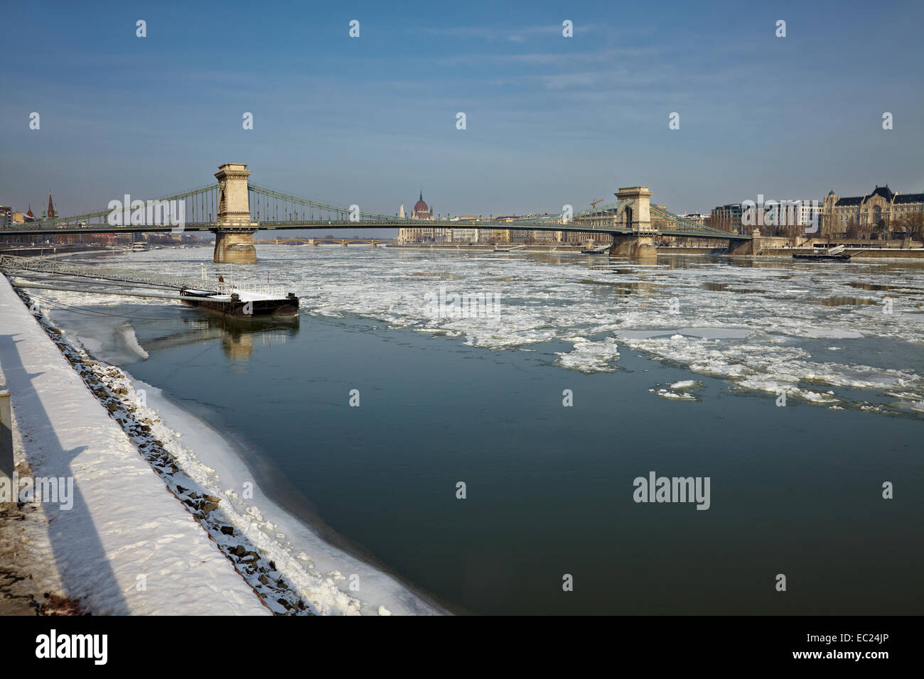 Danube river winter hi-res stock photography and images - Alamy
