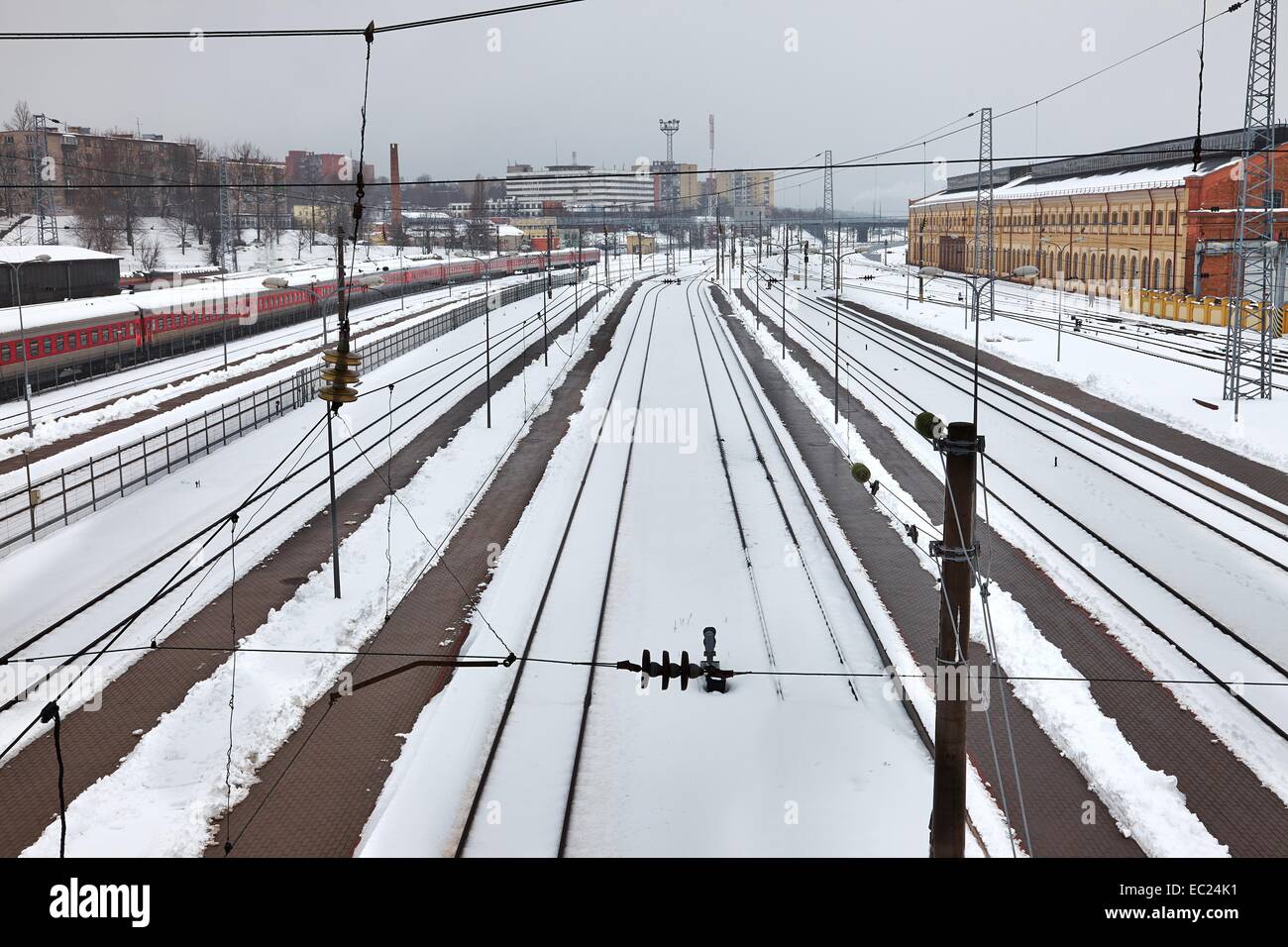 Ice railroad line hi-res stock photography and images - Alamy