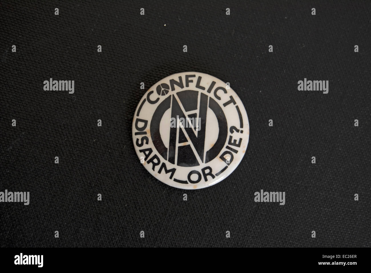 disarm or die lapel badge issued by the early 1980s british anarcho ...