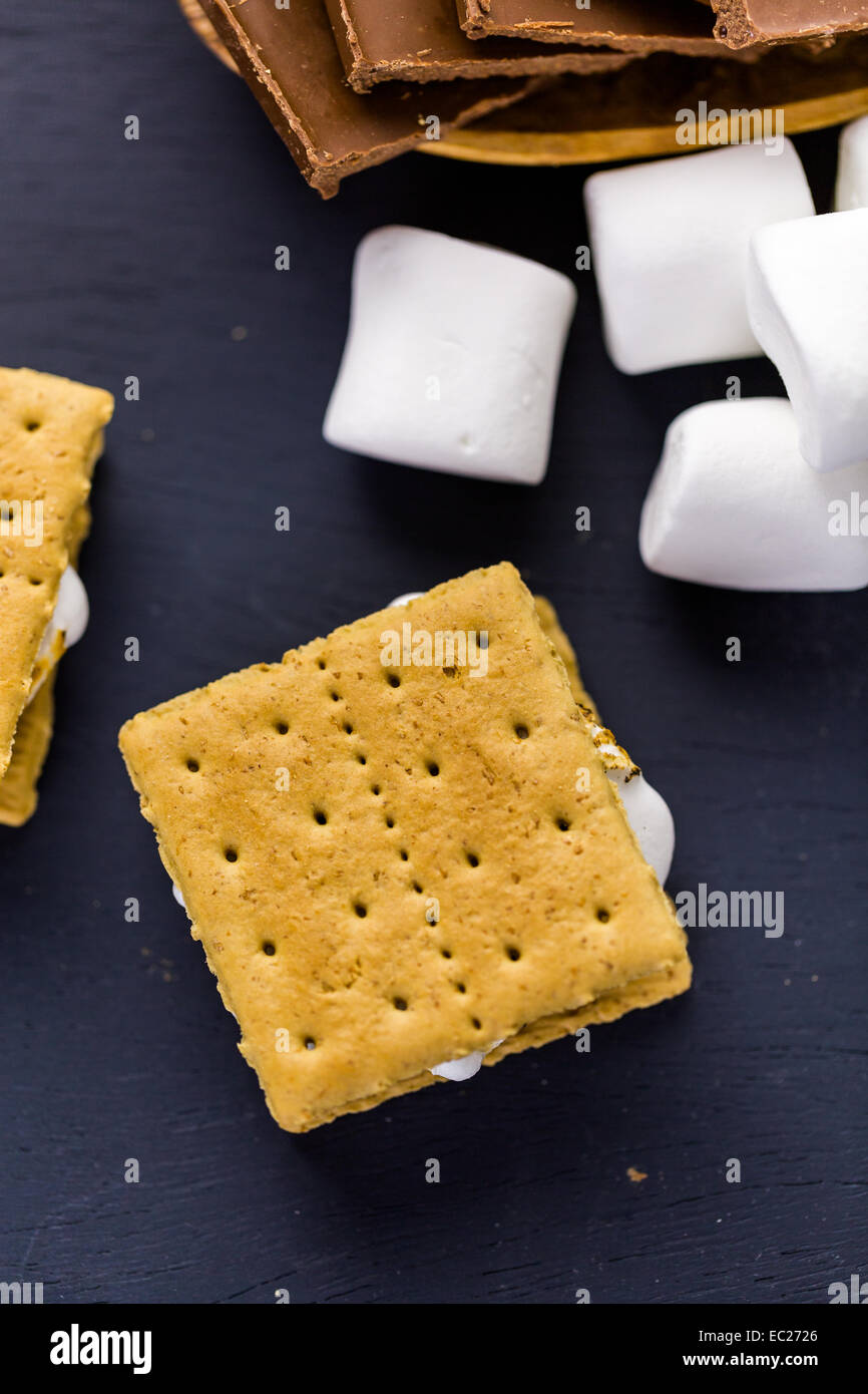Freshly toasted smores with large white marshmallows Stock Photo - Alamy