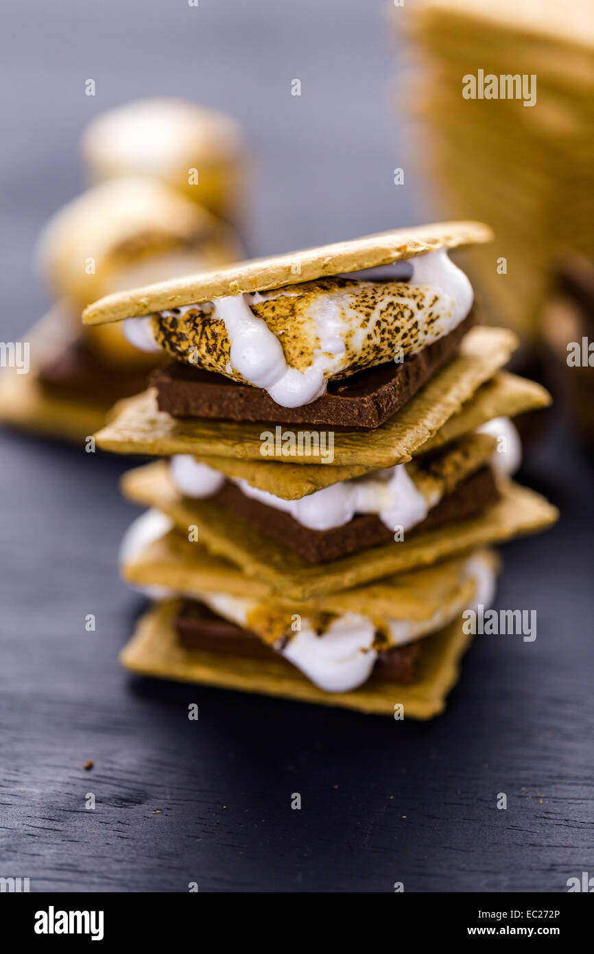 Freshly toasted smores with large white marshmallows Stock Photo - Alamy