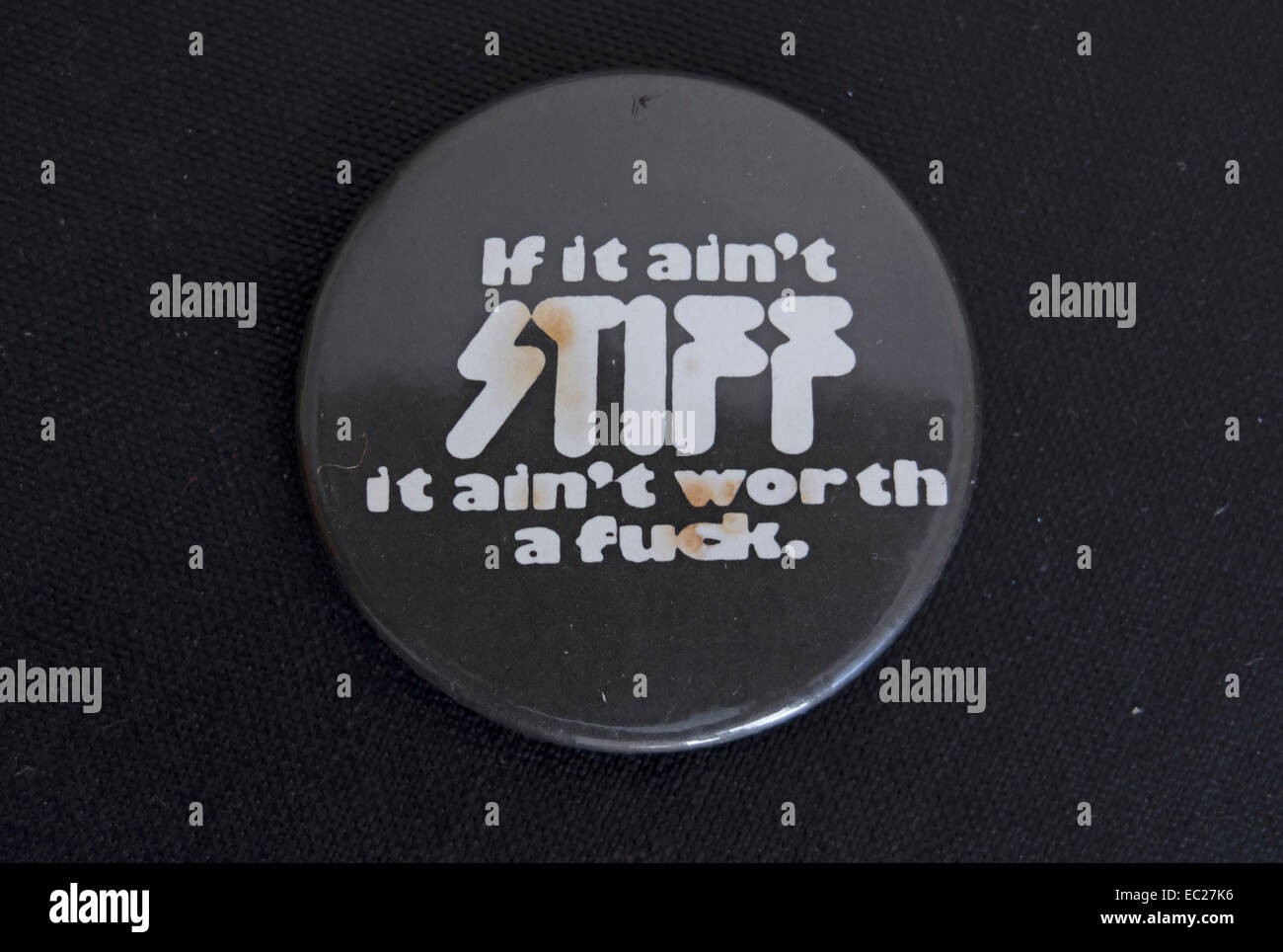 lapel badge of the 1970s promoting the stiff record label Stock Photo ...