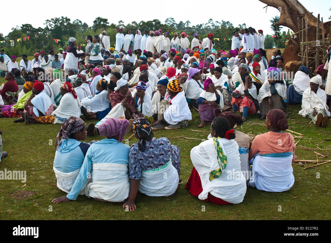 Women belonging to the Dorze tribe. They are attending a funeral ...