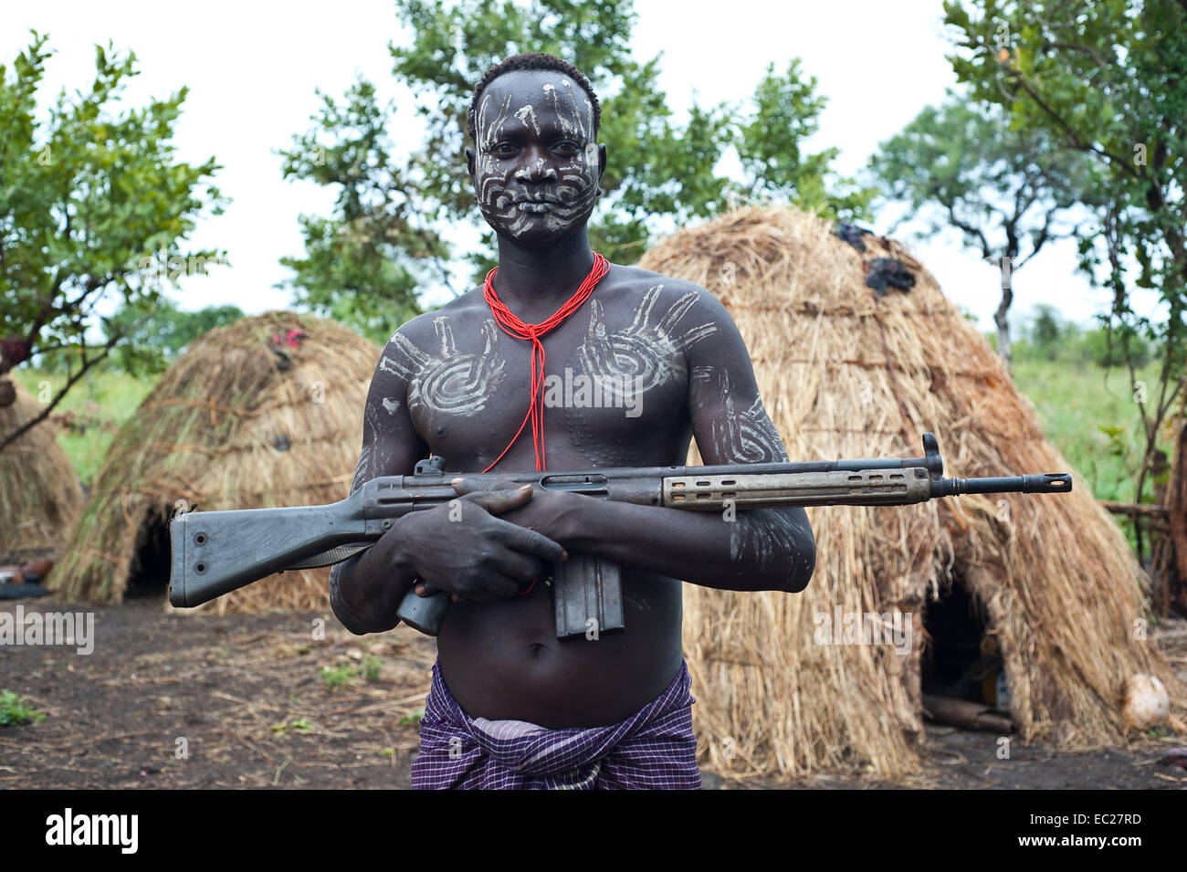 Mursi tribe village omo valley hi-res stock photography and images - Alamy