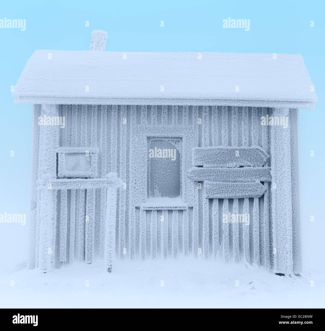 Very frozen house hi-res stock photography and images - Alamy