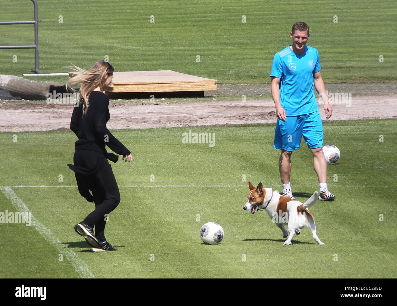 Bastian Schweinsteiger and his girlfirend Sarah Brandner training at ...