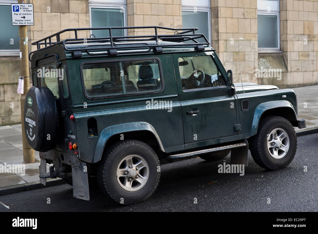 Land Rover Defender 90 Lifted