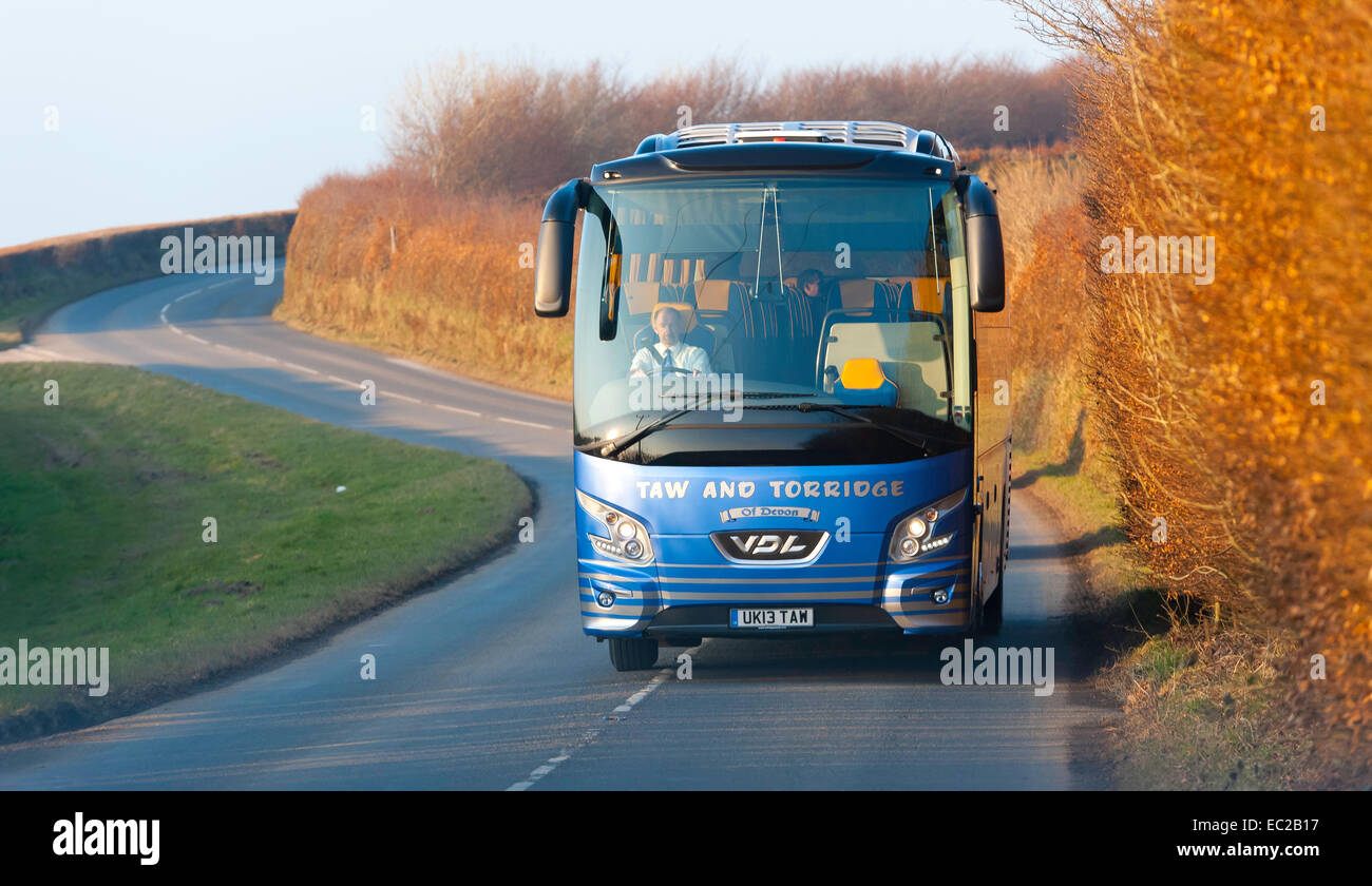 Driving away bus hi-res stock photography and images - Alamy