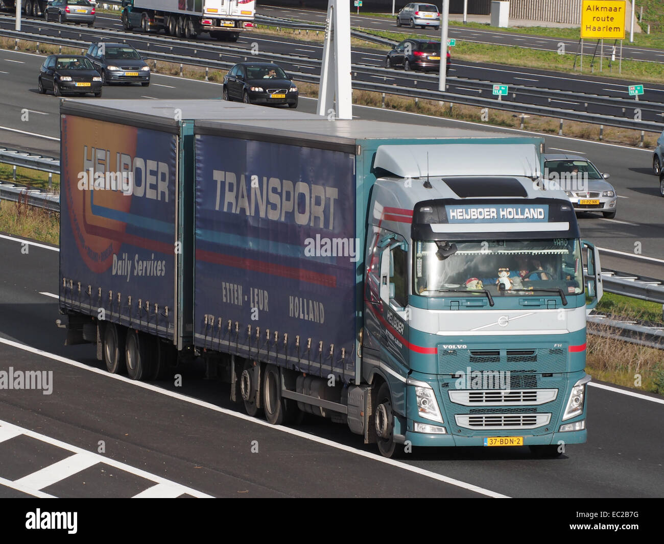 Volvo FH 24J3C (6X2T RIGID), Heijboer Transport, pic2 Stock Photo - Alamy