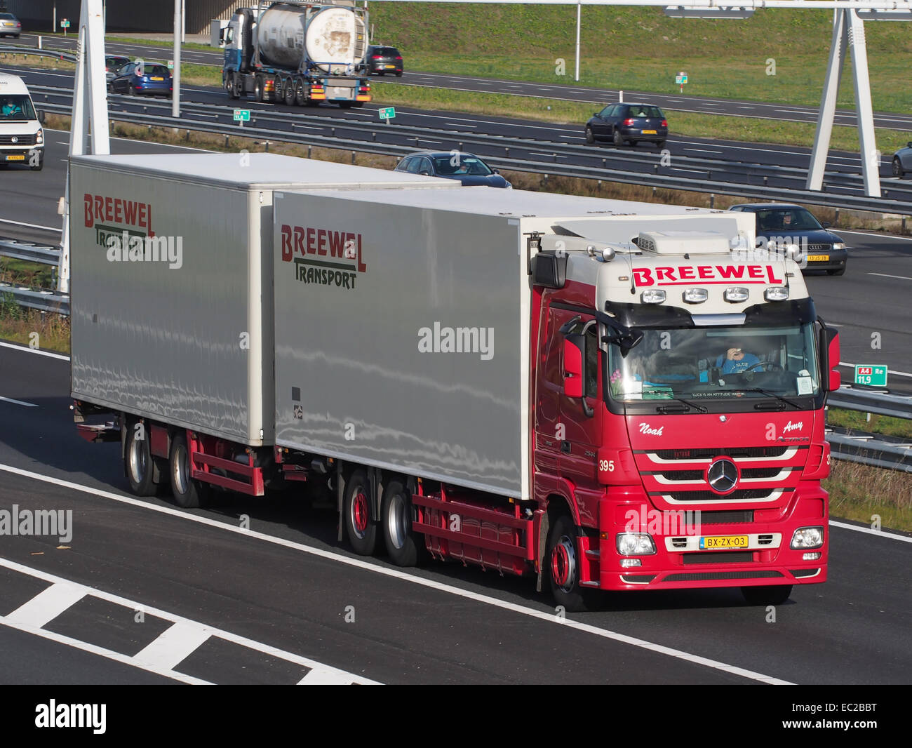 MERCEDES-BENZ ACTROS 2544 LENA, Breewel Transport Stock Photo - Alamy