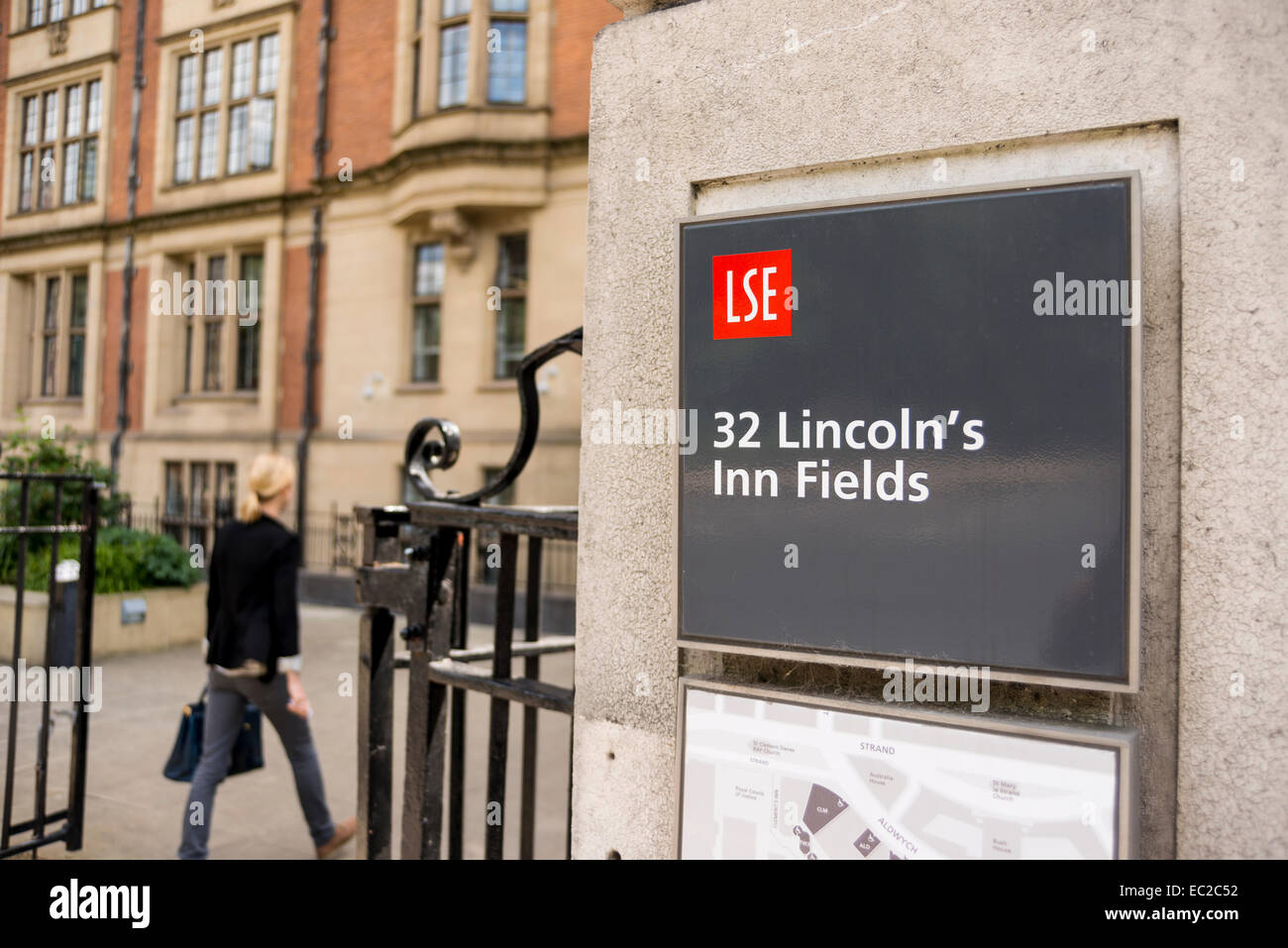32 lincolns inn fields hi-res stock photography and images - Alamy