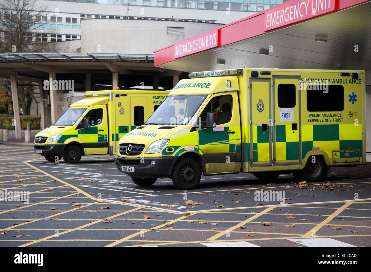 Nhs wales yellow ambulance hi-res stock photography and images - Alamy