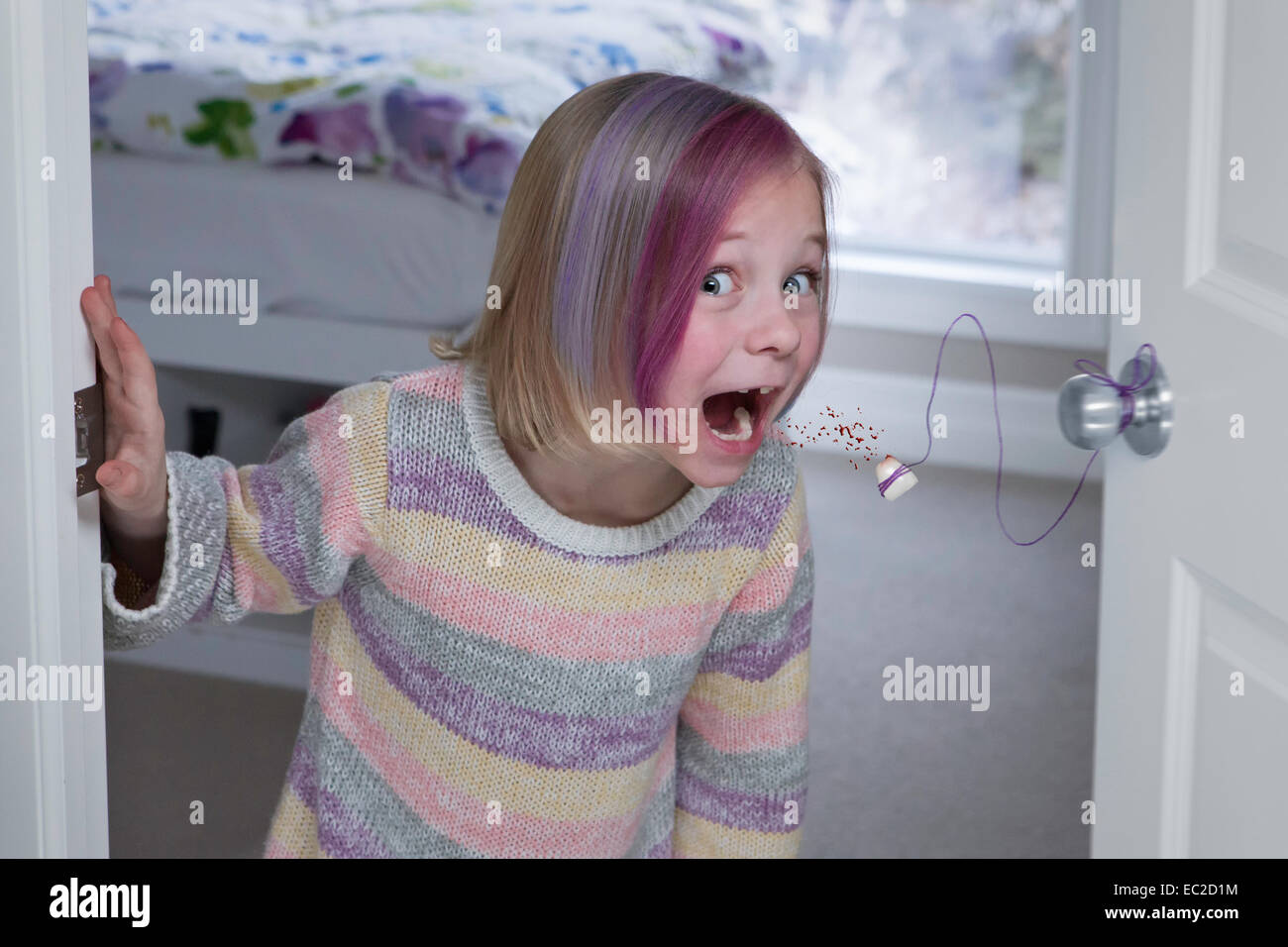 Tooth pulling method hi-res stock photography and images - Alamy