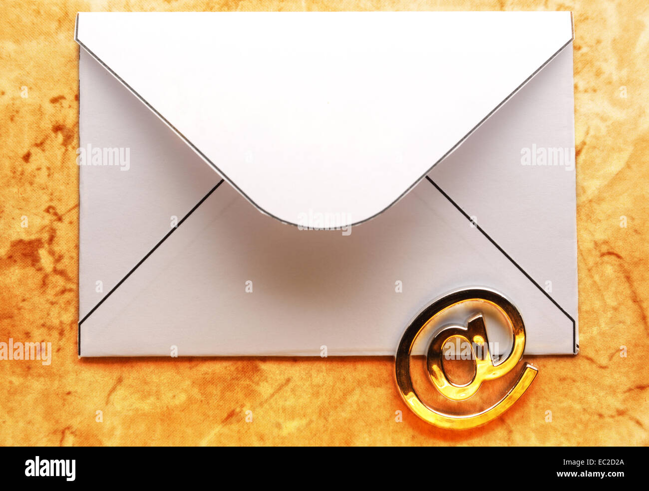 Blank envelope hi-res stock photography and images - Alamy