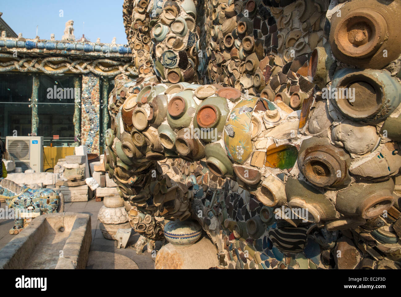 Porcelain house hi-res stock photography and images - Alamy