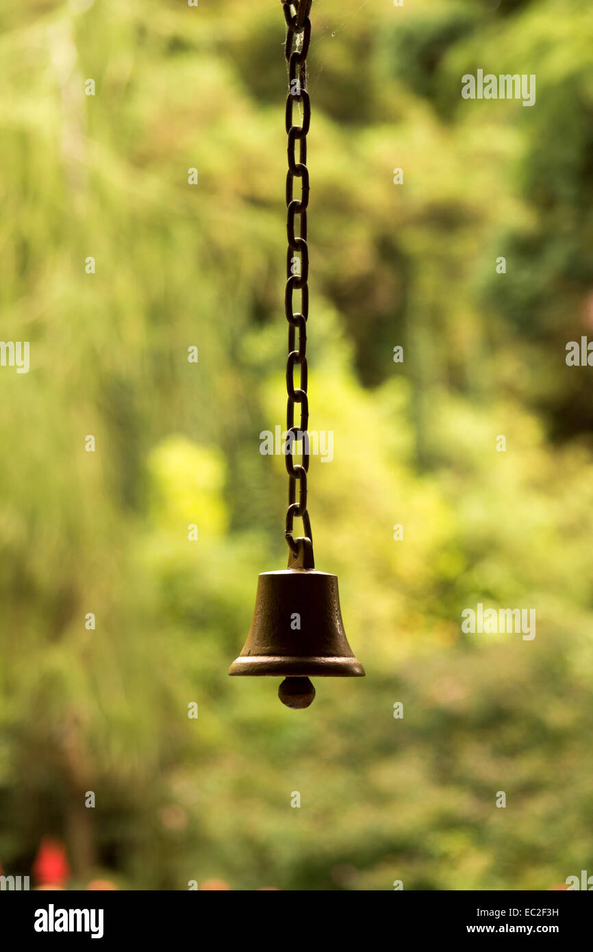 Wind chimes garden hi-res stock photography and images - Alamy