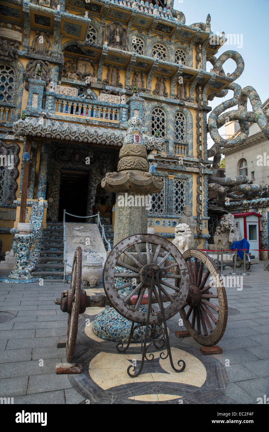 Porcelain house, Tianjin, China Stock Photo - Alamy