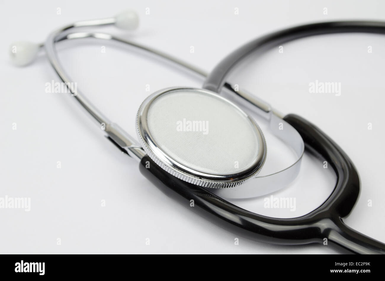 Silver stethoscope hi-res stock photography and images - Alamy