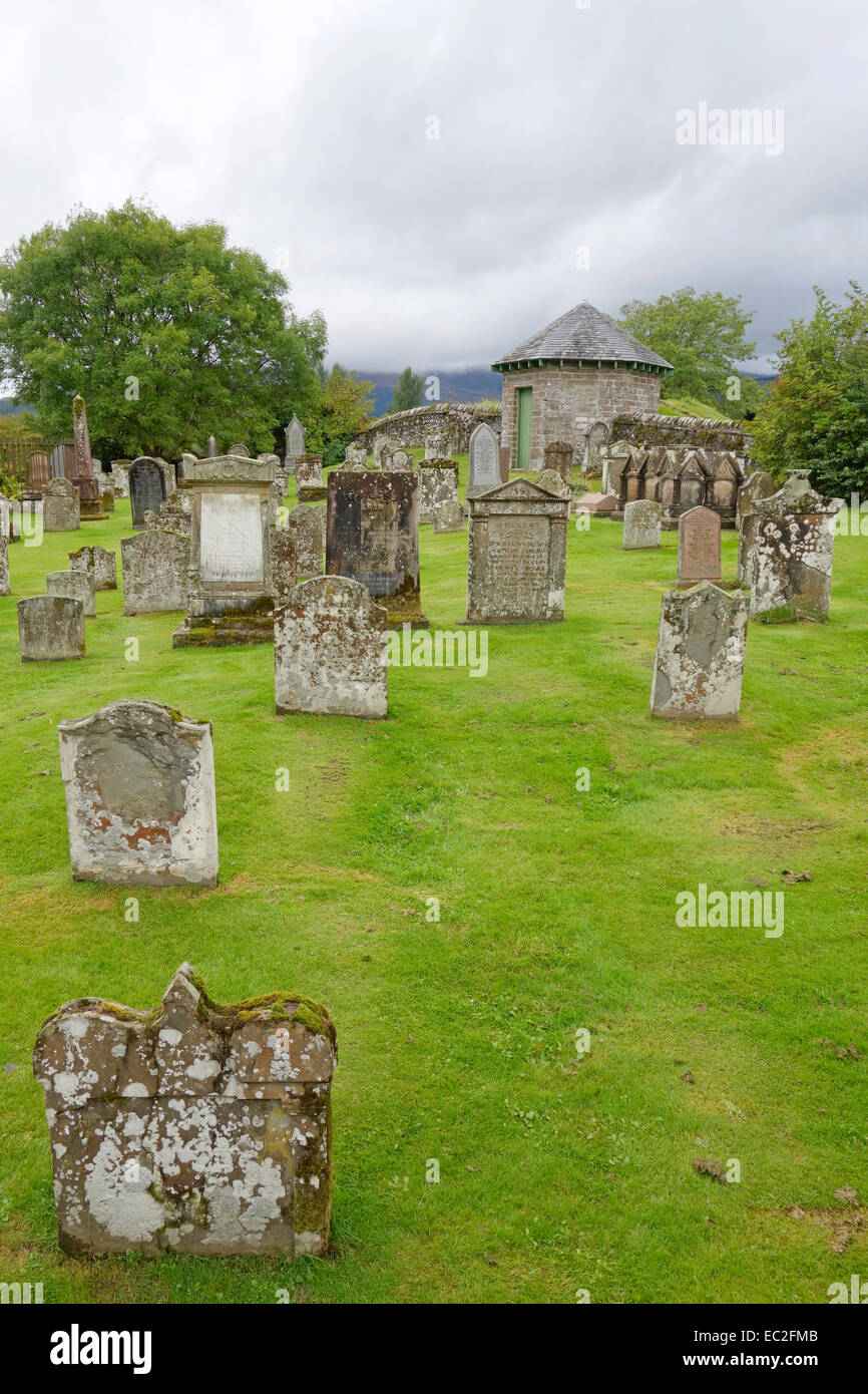 Old grave yards hi-res stock photography and images - Alamy