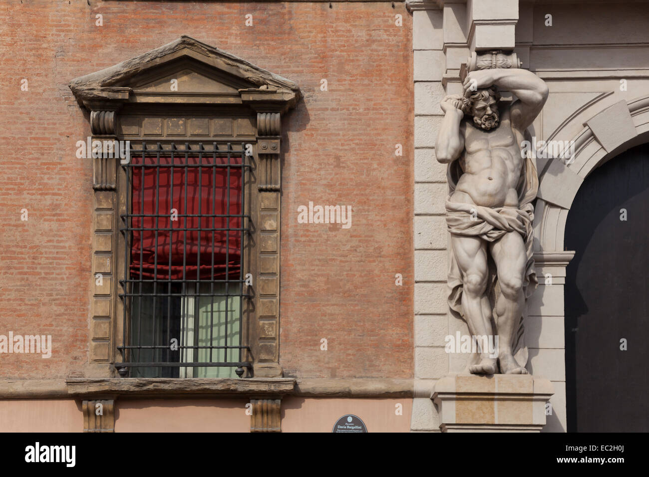 Bologna architecture detail hi-res stock photography and images - Alamy