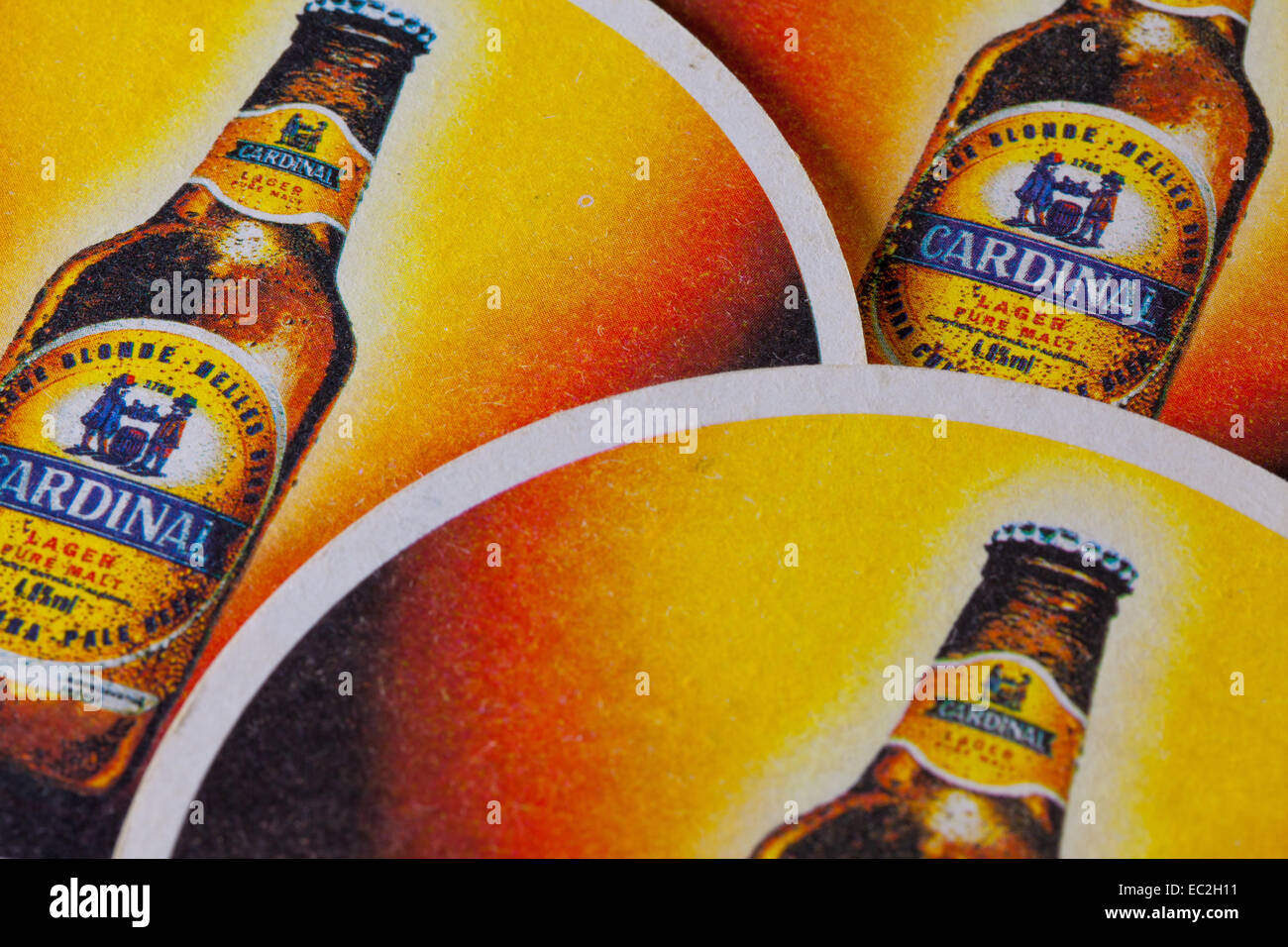 Cardinal logo hi-res stock photography and images - Alamy