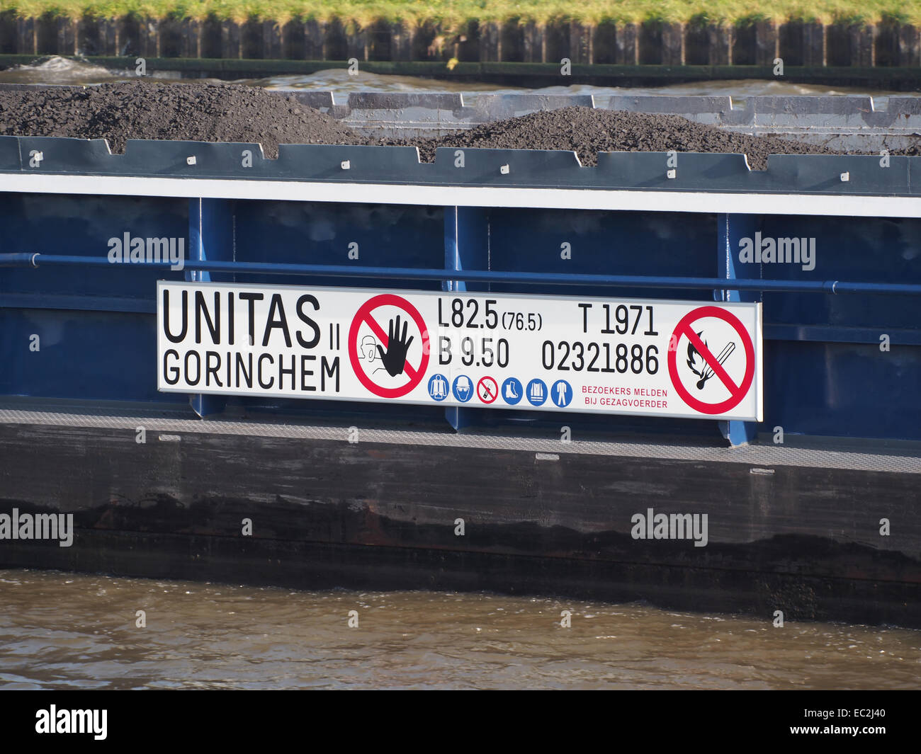 Unitas II, ENI 02321886 op het Amsterdam-Rijn kanaal, foto 1 Stock Photo - Alamy