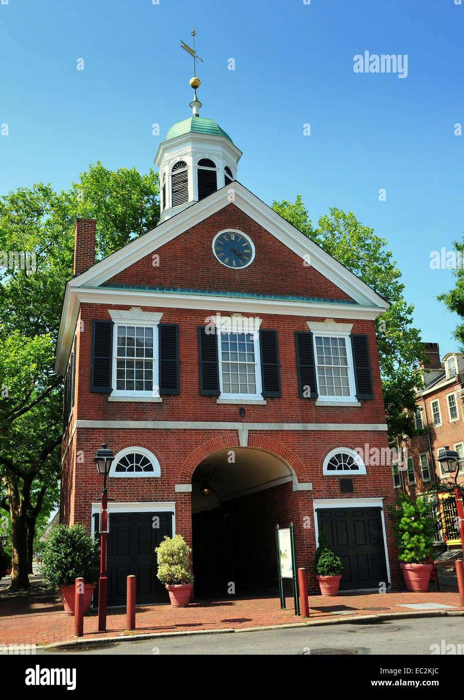 Philadelphia, Pennsylvania: The elegent 18th century market house ...