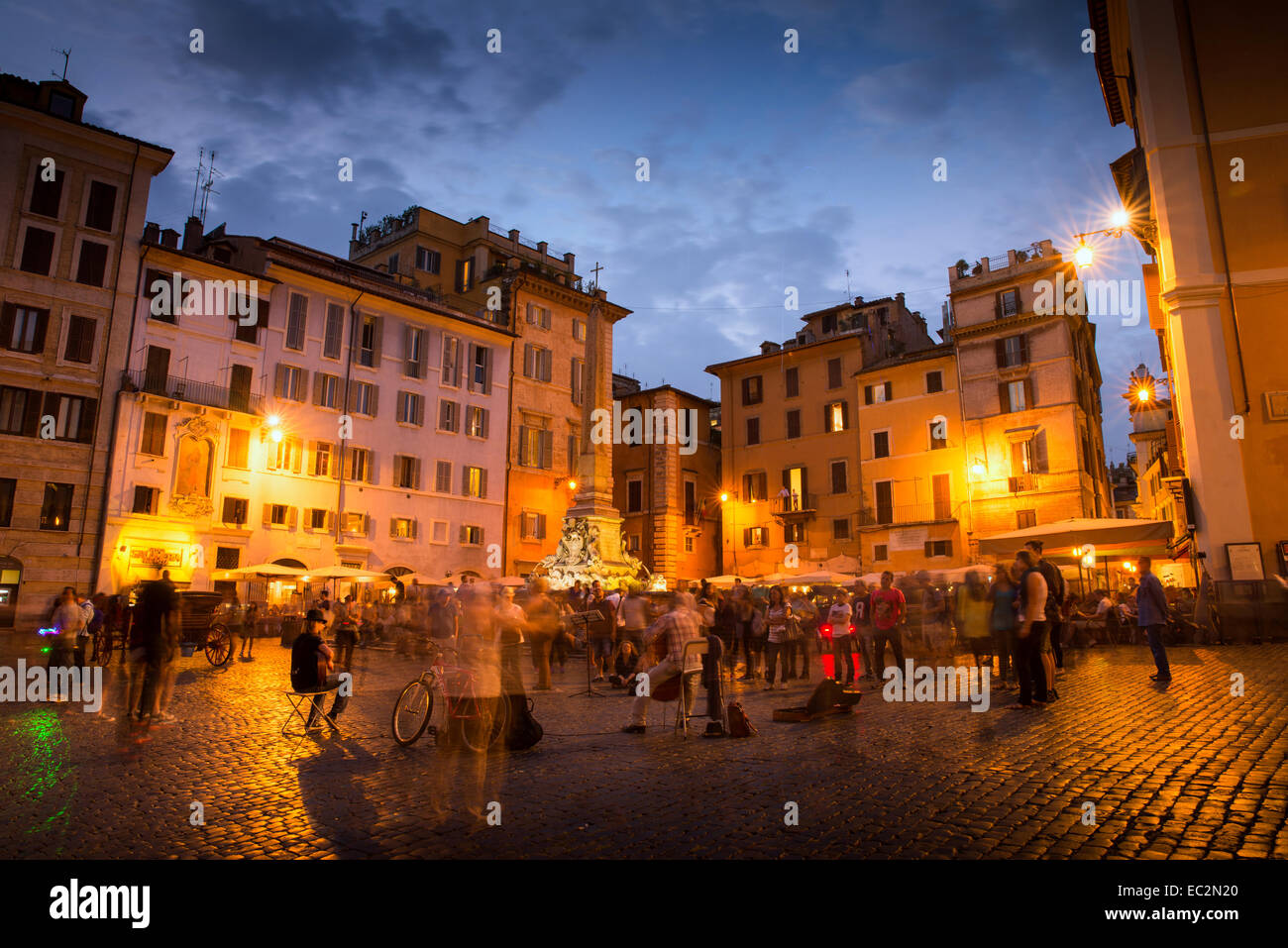 Piazza della Rotonda, Rome, Italy Stock Photo - Alamy
