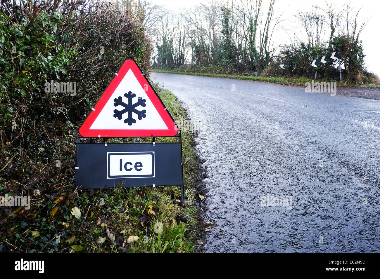 Freeze road hi-res stock photography and images - Alamy