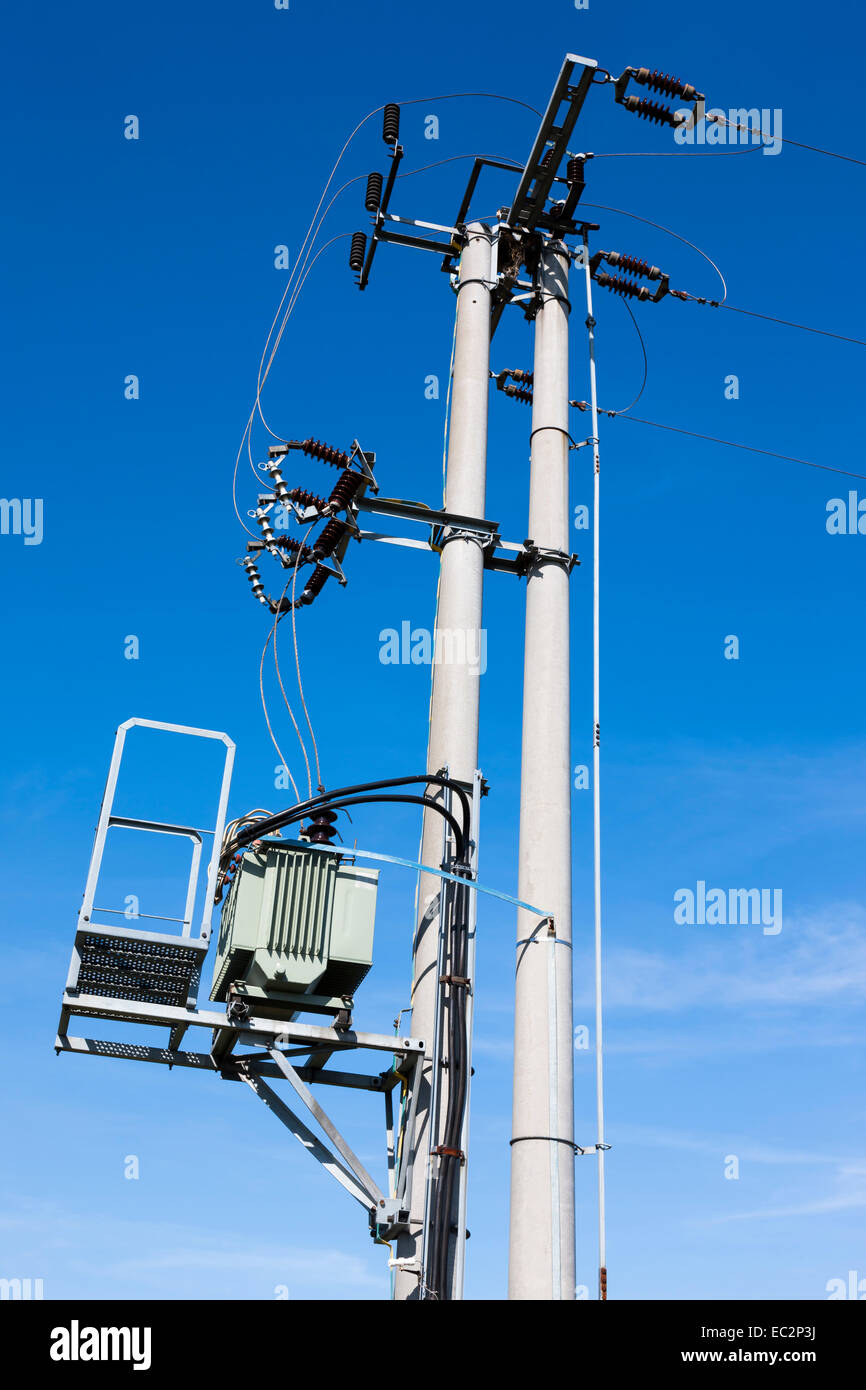 Electricity transformer hi-res stock photography and images - Alamy