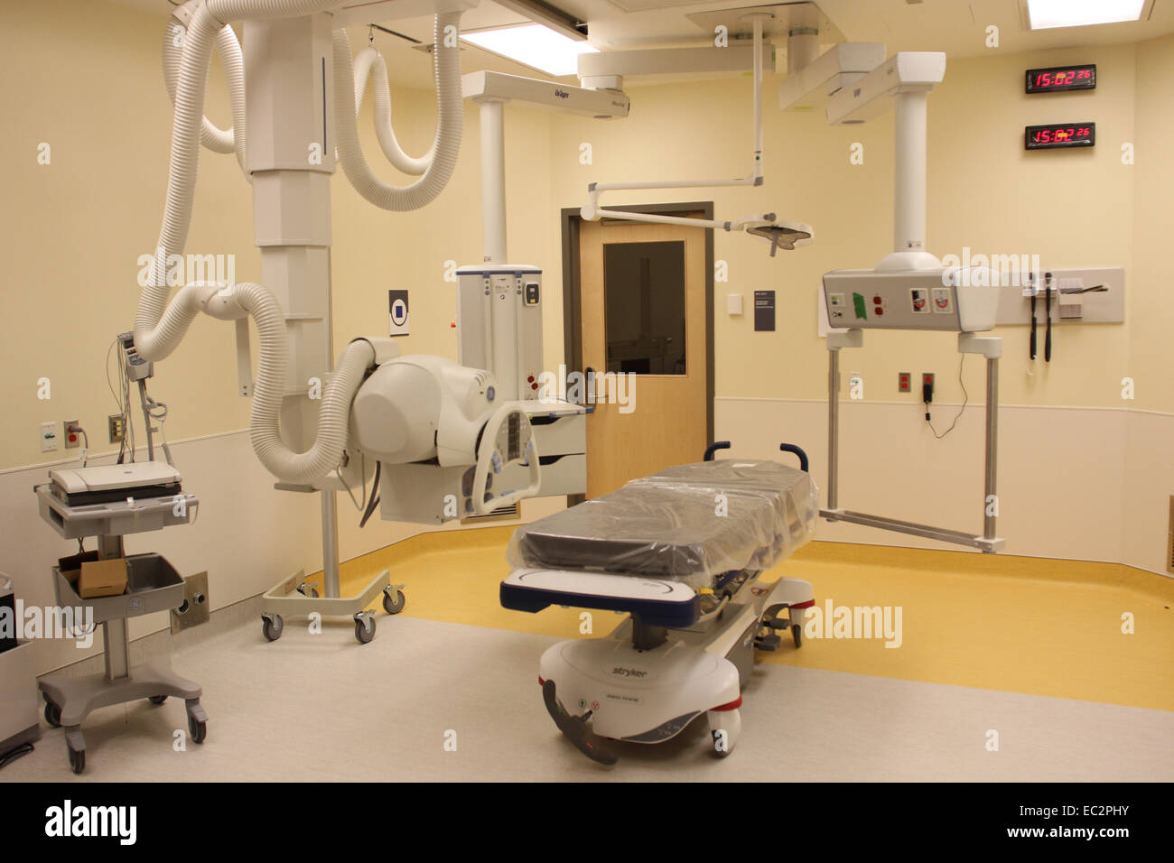 The MUHC hospital in Montreal, Quebec Stock Photo - Alamy