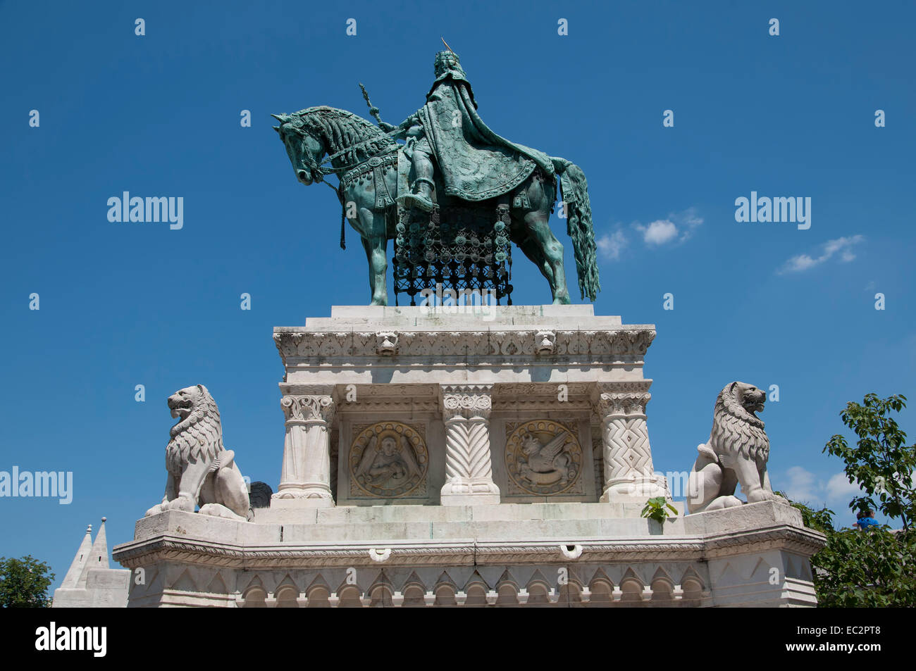 The many statues of Hungarian Heroes on the Fishermens Bastion on Buda ...