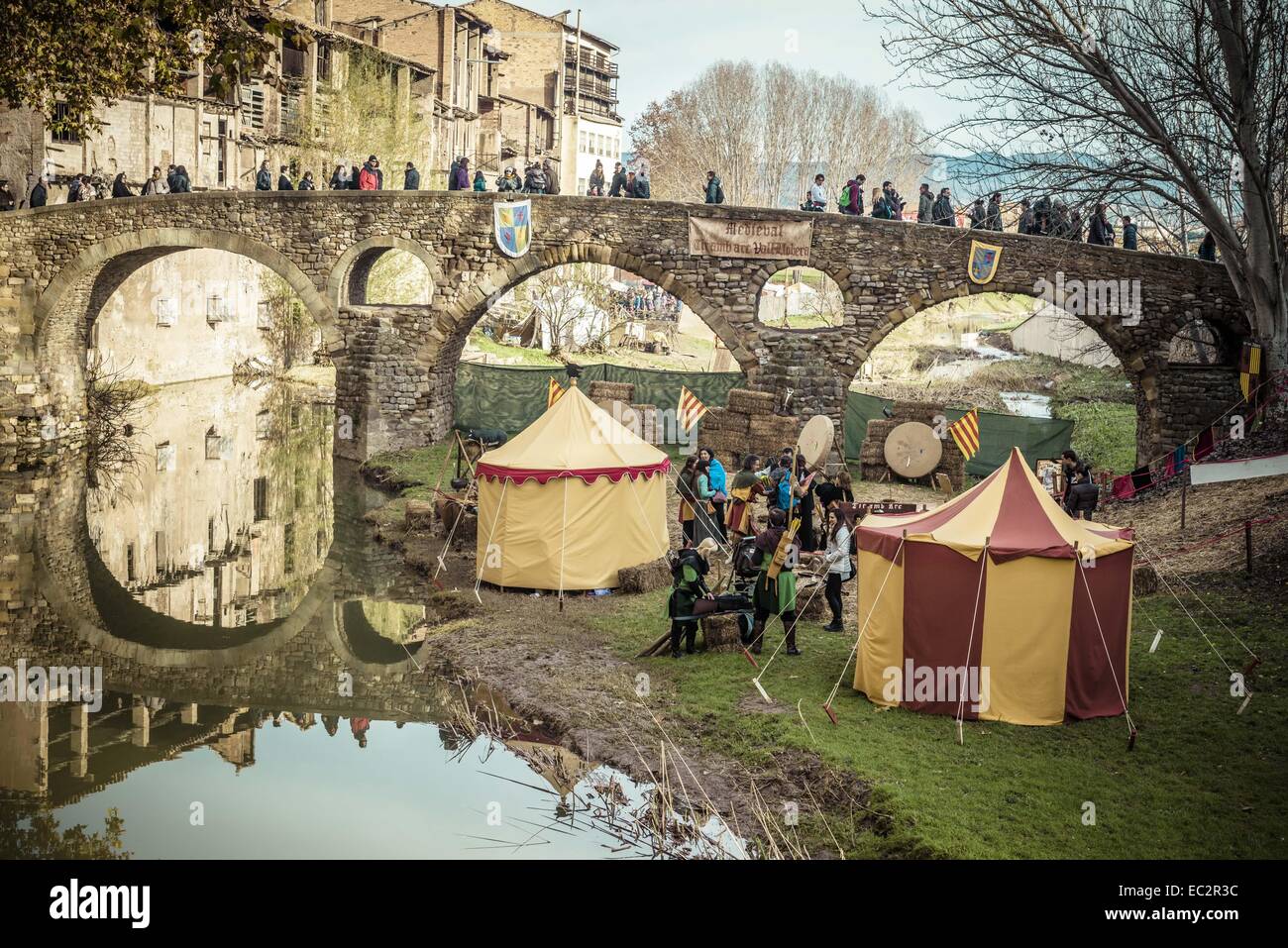 Vic, Catalonia, Spain. 8th Dec, 2014. Archers in traditional costumes ...