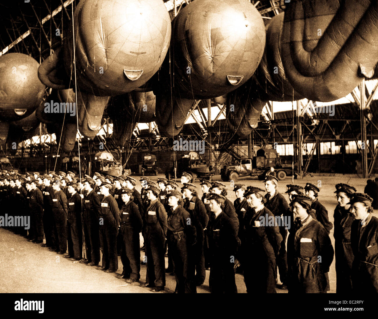 Wwii hanger hi-res stock photography and images - Alamy