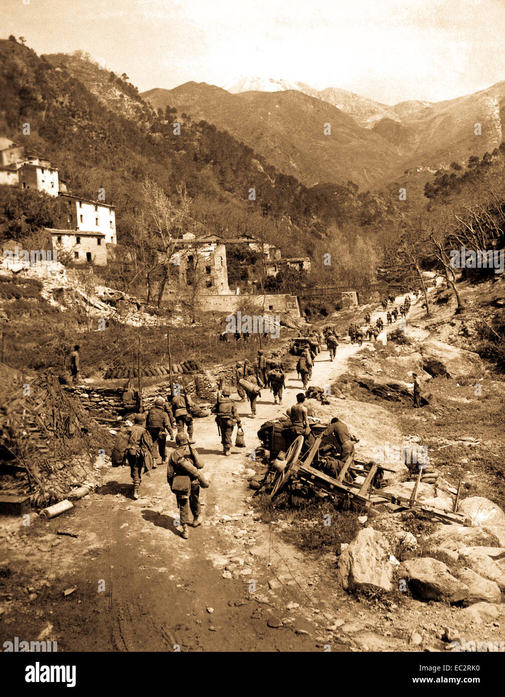 370th regiment hi-res stock photography and images - Alamy