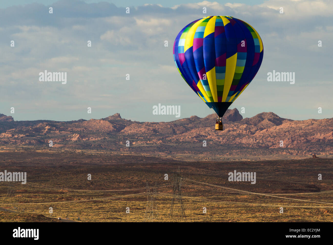 Hot air balloon arizona hi-res stock photography and images - Alamy