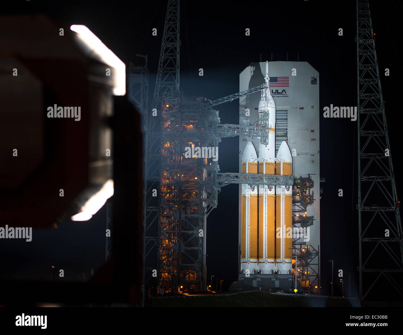 A United Launch Alliance Delta IV Heavy rocket with NASA’s Orion ...