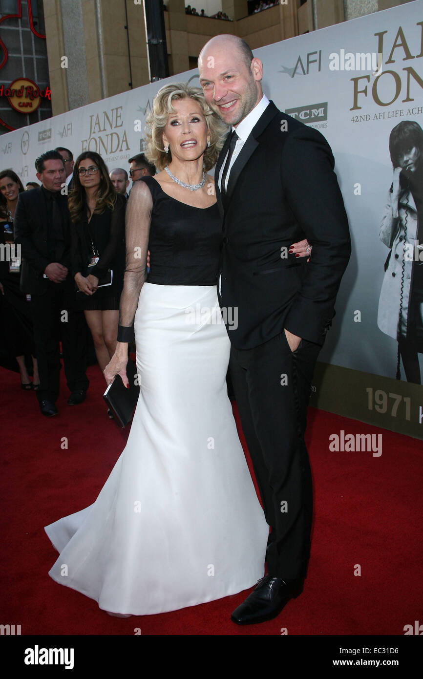 Jane Fonda honered with American Film Institute Life Acheivement Award ...