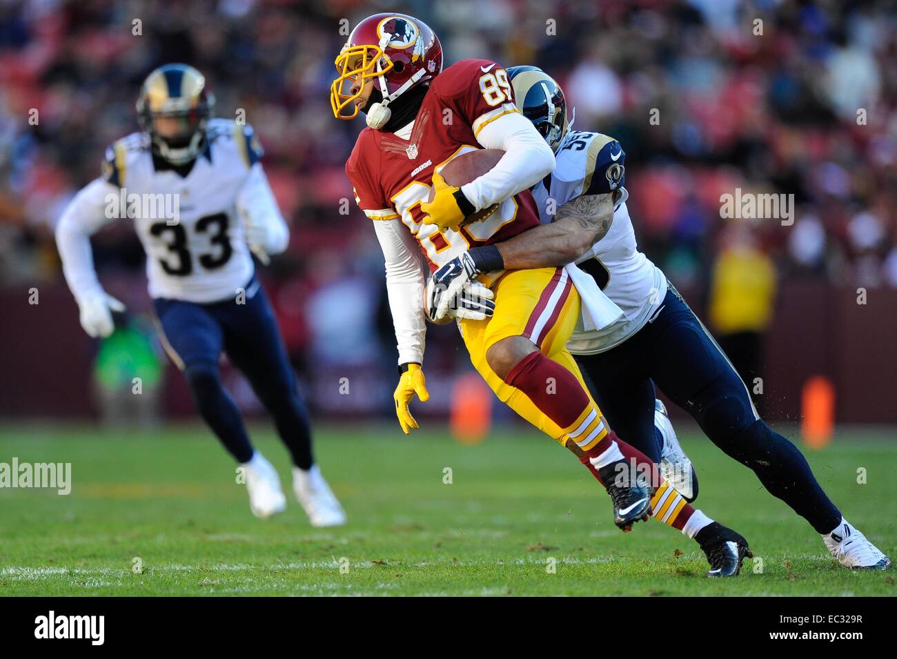 DEC 07, 2014 : St. Louis Rams middle linebacker James Laurinaitis (55 ...