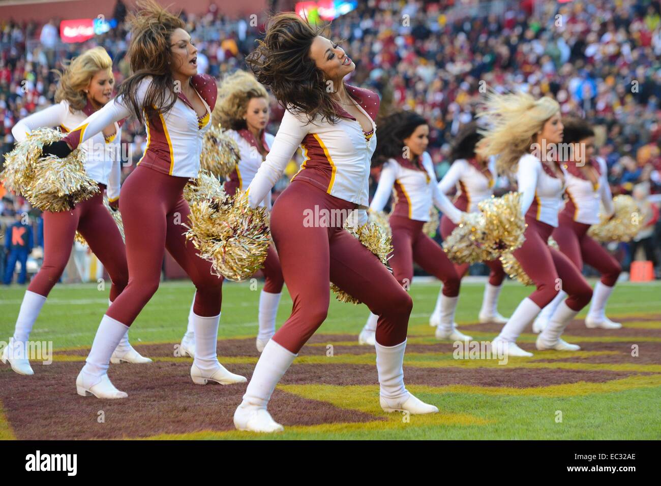 DEC 07, 2014 : Washington Redskin cheerleaders cheer during the matchup ...