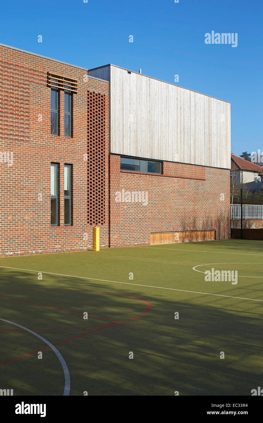 Hollymount School, London, United Kingdom. Architect: Haverstock ...