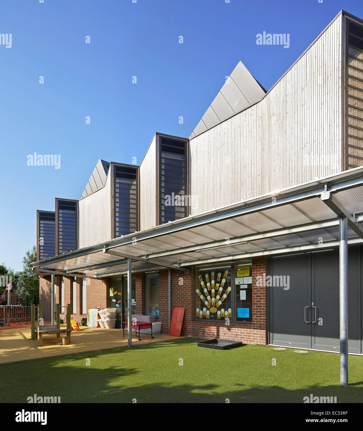 Hollymount School, London, United Kingdom. Architect: Haverstock ...