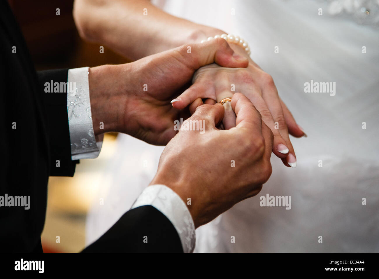 Weddings rings ceremony Stock Photo - Alamy