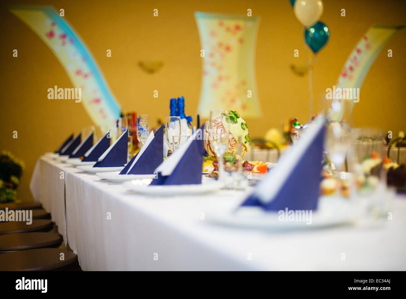 Banquet table Stock Photo - Alamy