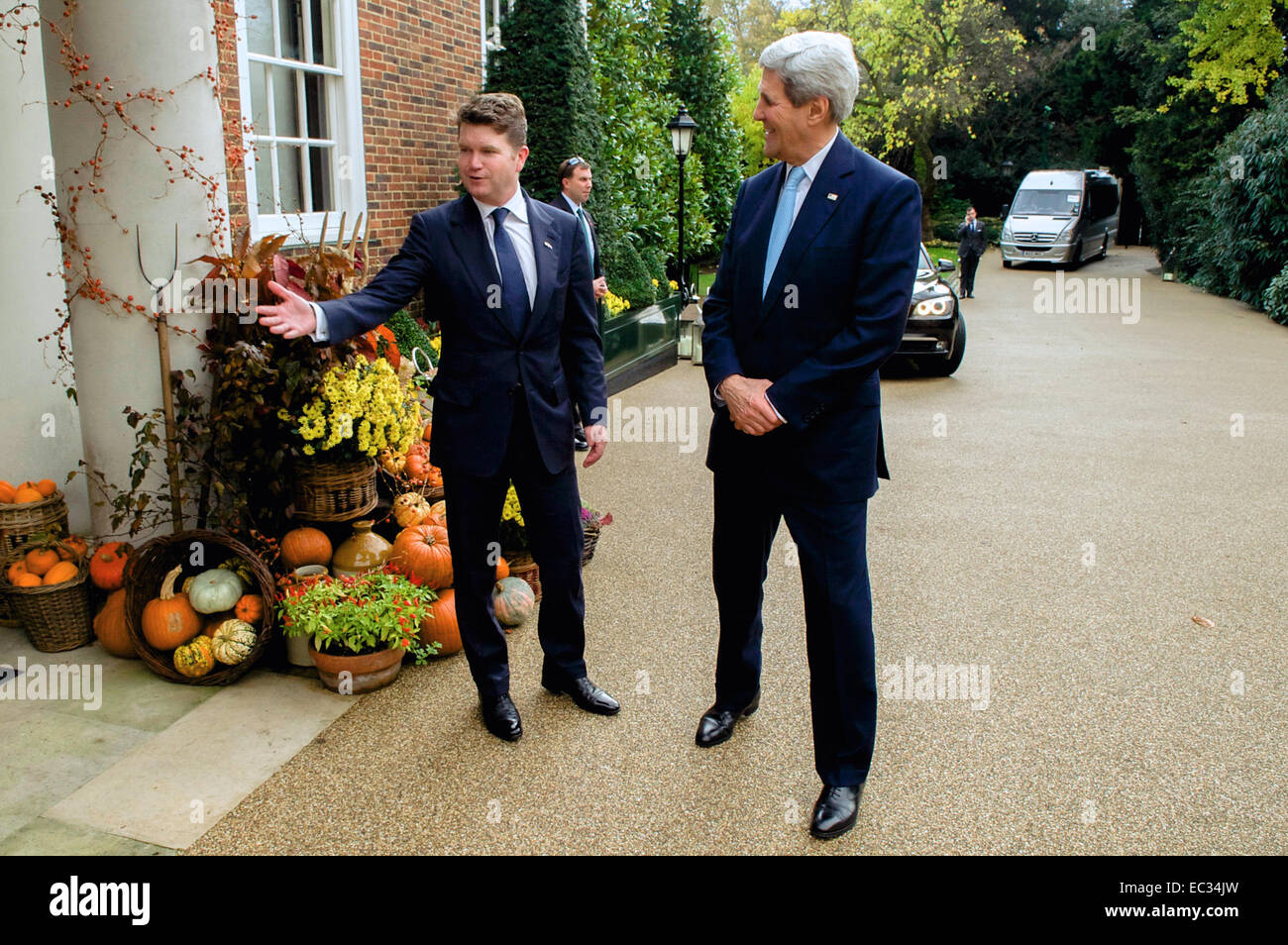 U.S. Ambassador to the United Kingdom Matthew Barzun shows U.S ...