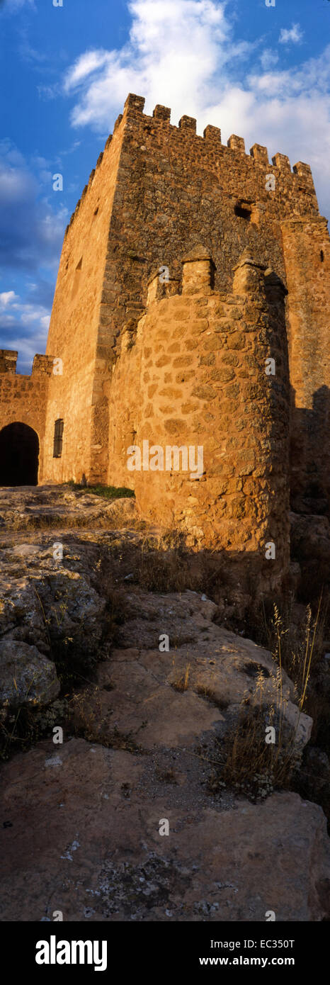 12th century muslim castle hi-res stock photography and images - Alamy