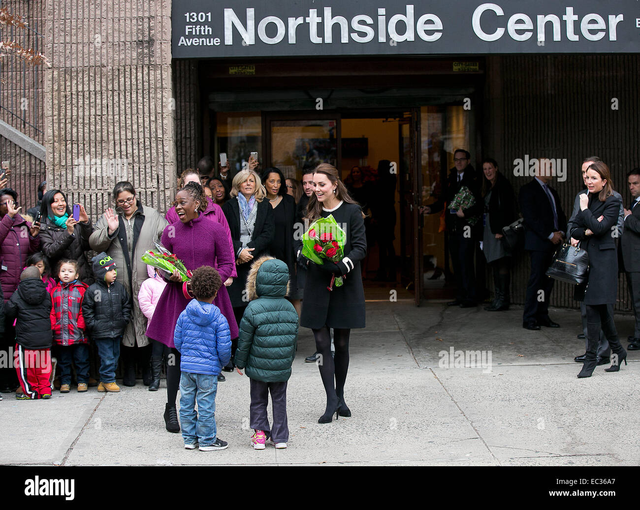New York, USA. 08th Dec, 2014. Catherine, Duchess of Cambridge (R) and ...