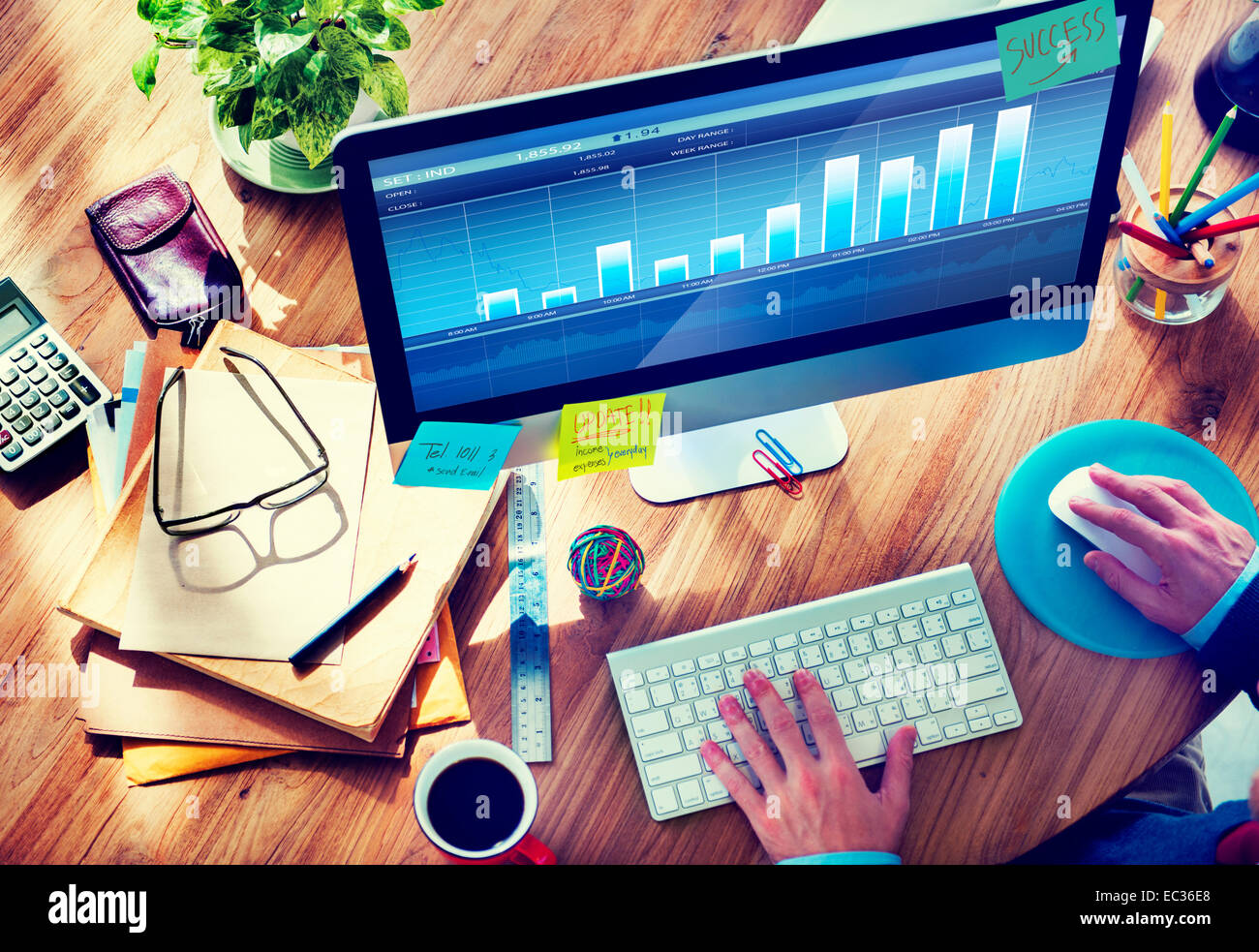 Man Analysis the Market on Computer Stock Photo - Alamy