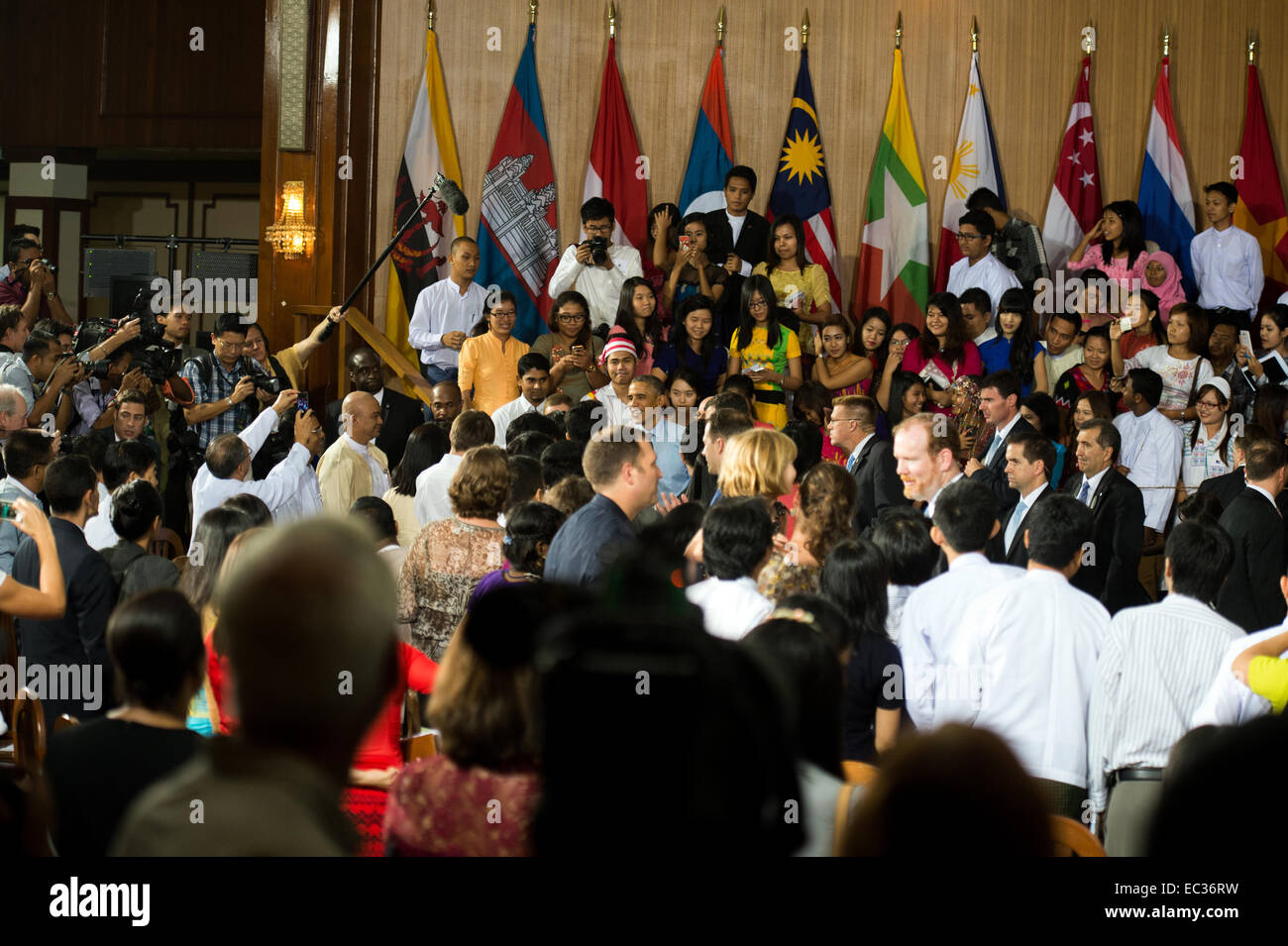 President Barack Obama hosts a Young Southeast Asian Leaders Initiative ...