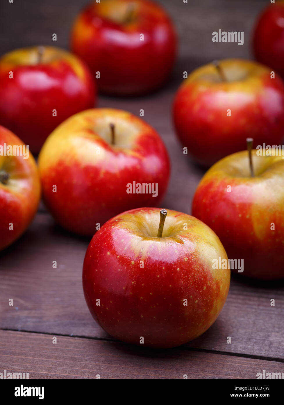 red ripe apples Stock Photo - Alamy